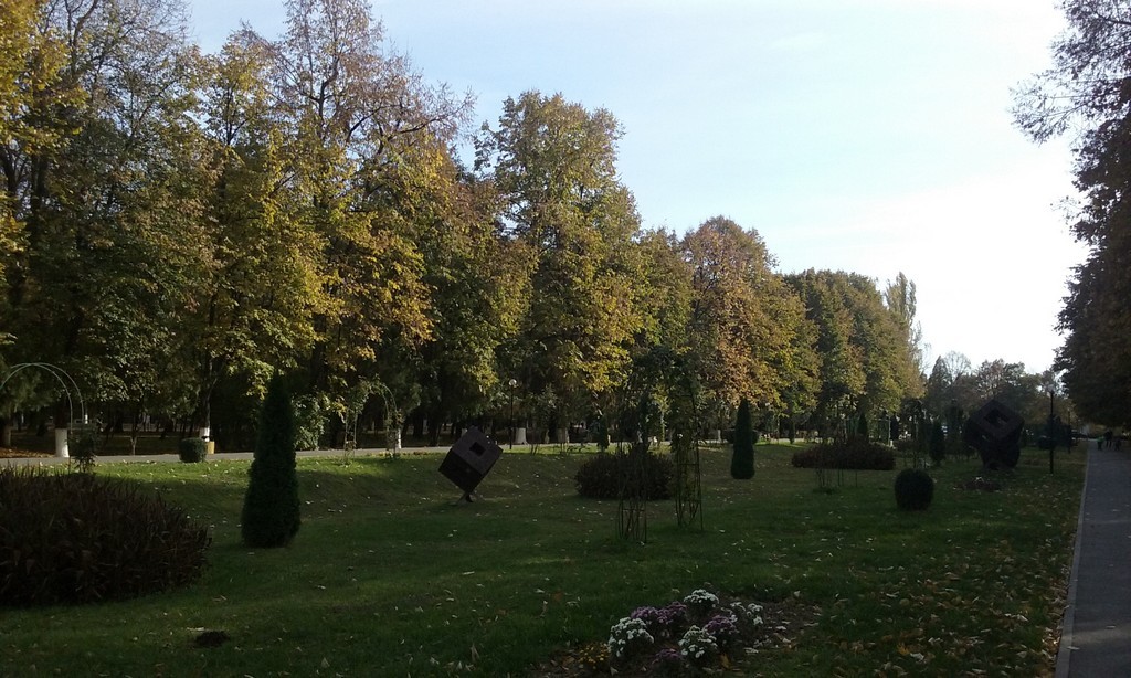 OBIECTIVE TURISTICE IN PLOIESTI SI CONACUL STERE-BUCOV – TARA DACILOR